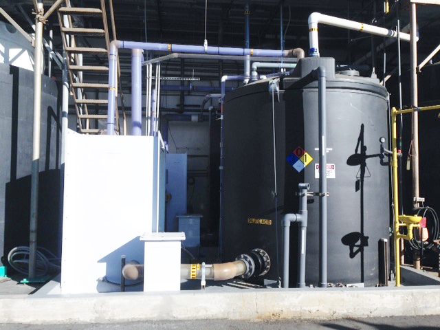 Bellows Transition Fitting for Polyethylene Tanks | Poly Processing